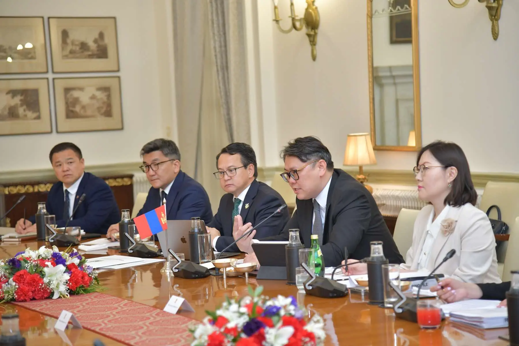 МОНГОЛ ЭНЭТХЭГИЙН ГАДААД ХАРИЛЦААНЫ ЯАМ ХООРОНДЫН V ЗӨВЛӨЛДӨХ УУЛЗАЛТ БОЛОВ