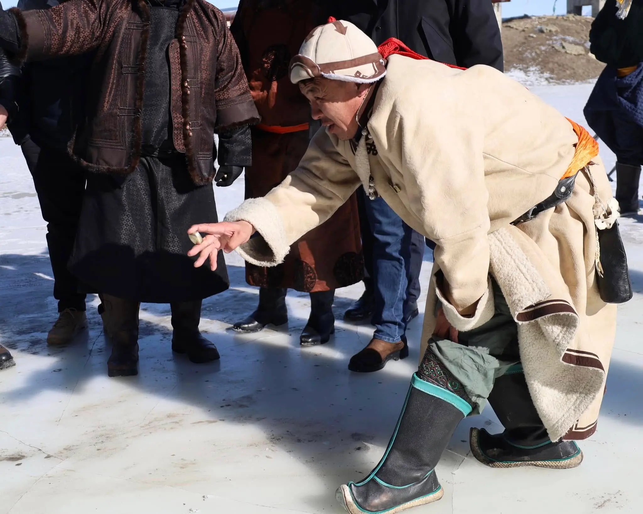 ШАРЫН ГОЛ СУМЫН Xvii ЖАРНЫ ЭЛДЭВ ЭРДЭНЭТ ХЭМЭЭГЧ 🐍МОДОН МОГОЙ ЖИЛИЙН САР ШИНИЙН ЁСЛОЛ