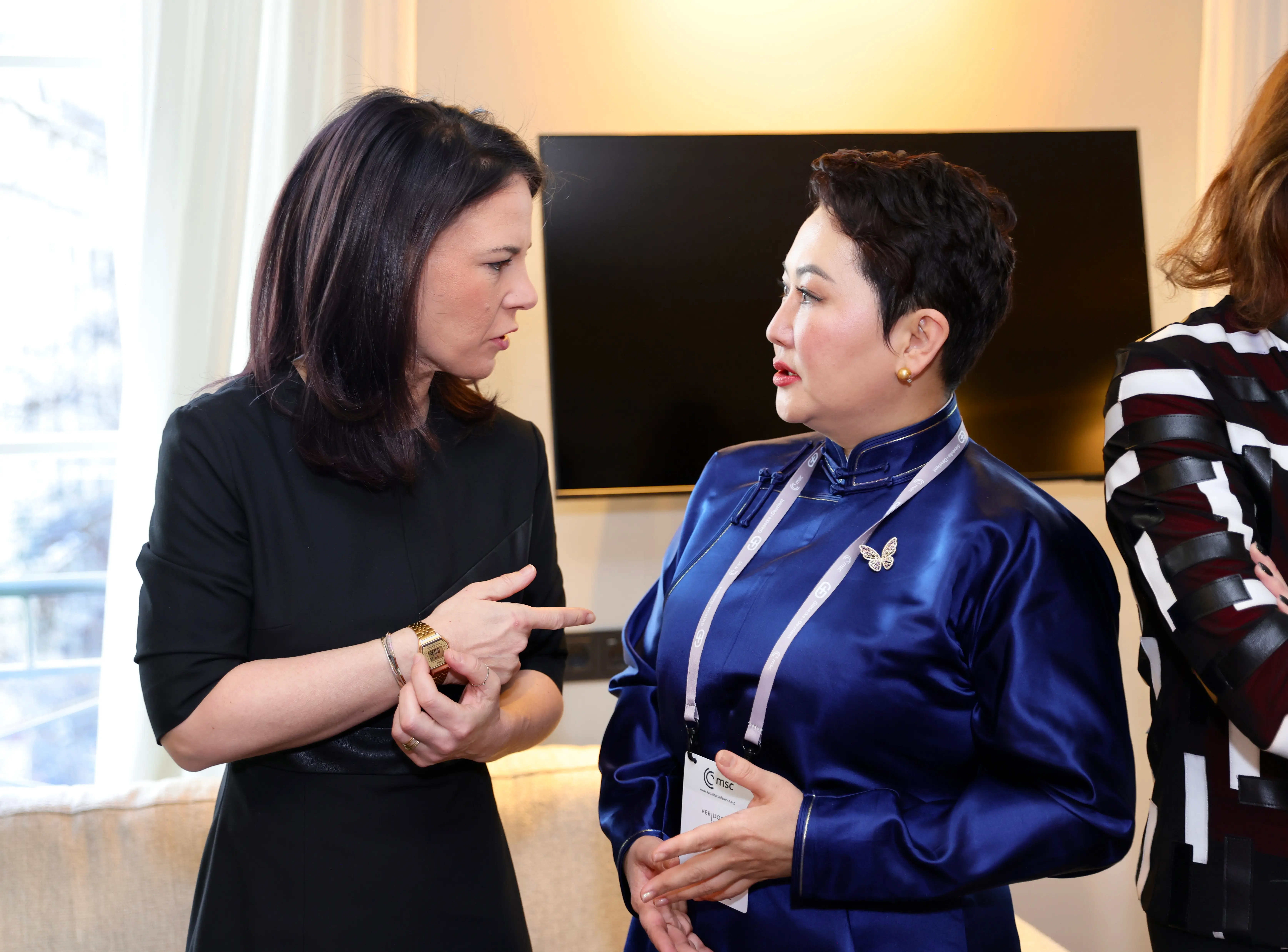 Гадаад харилцааны сайд Б Батцэцэг “Феминист гадаад бодлогын сүлжээ” ний уулзалтад оролцов