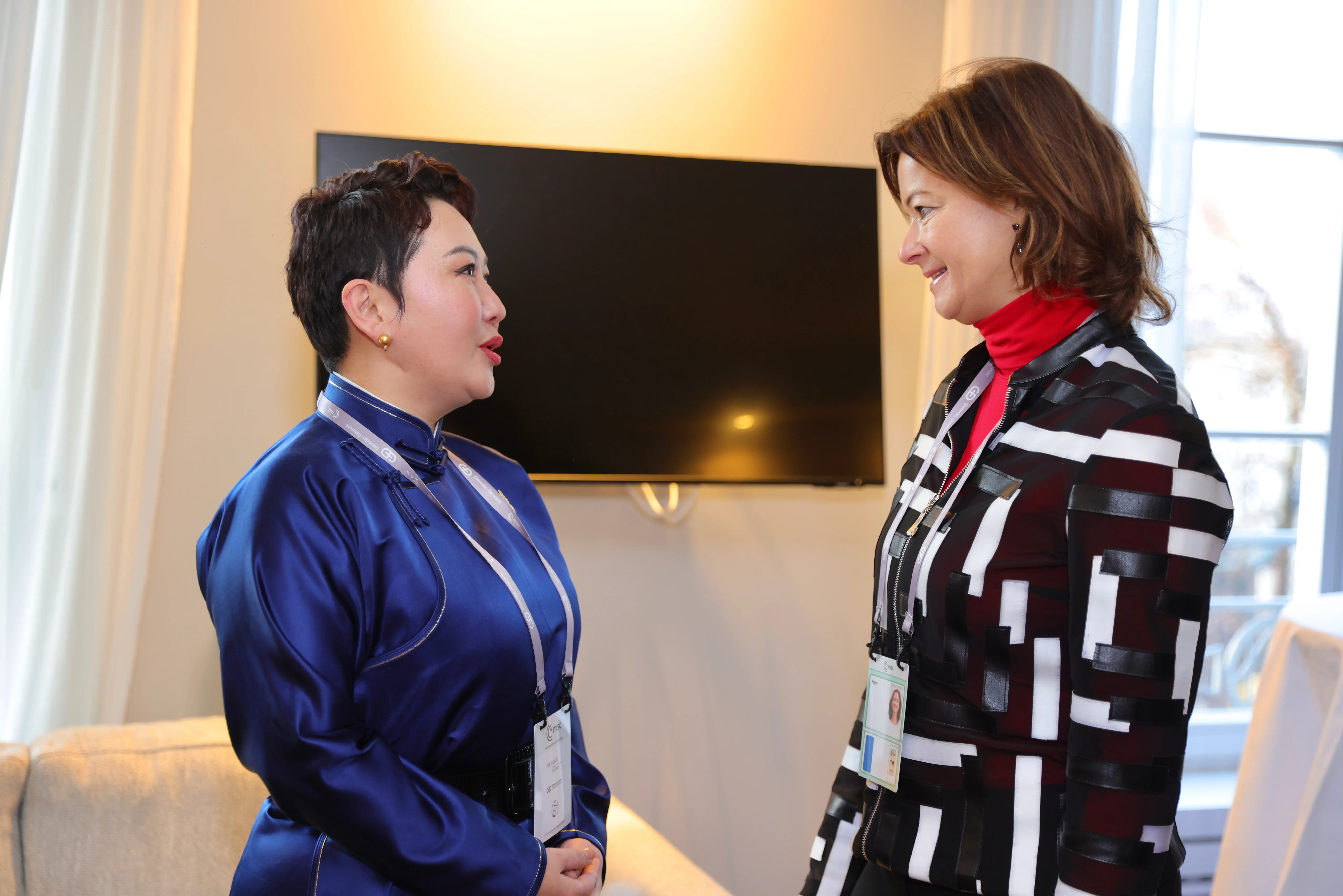 Гадаад харилцааны сайд Б Батцэцэг “Феминист гадаад бодлогын сүлжээ” ний уулзалтад оролцов