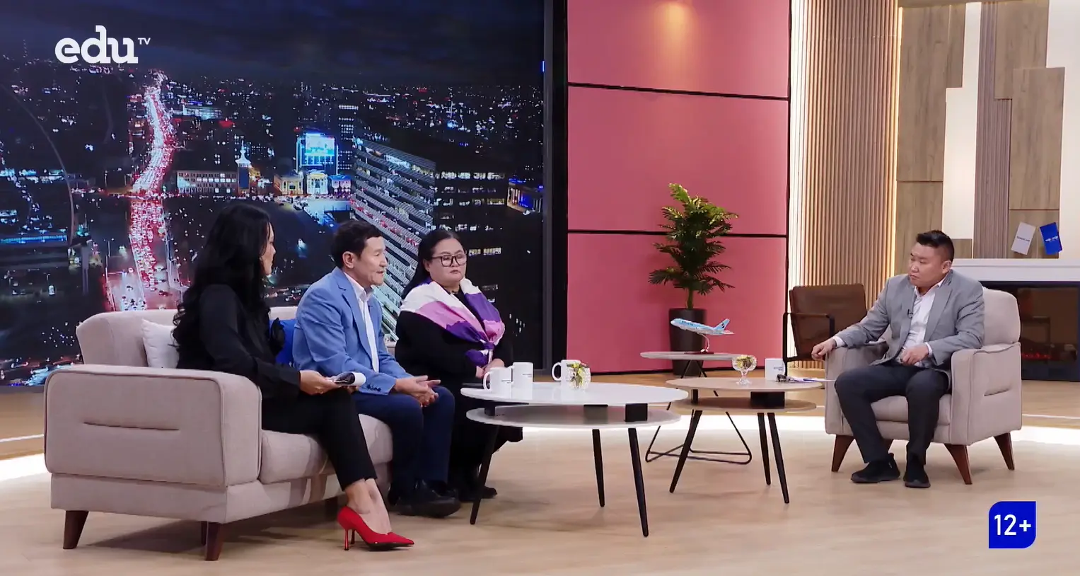 "Edutainment Weekly" шууд нэвтрүүлэгт СХЗГ-ын СТҮБГ-ын ахлах ...